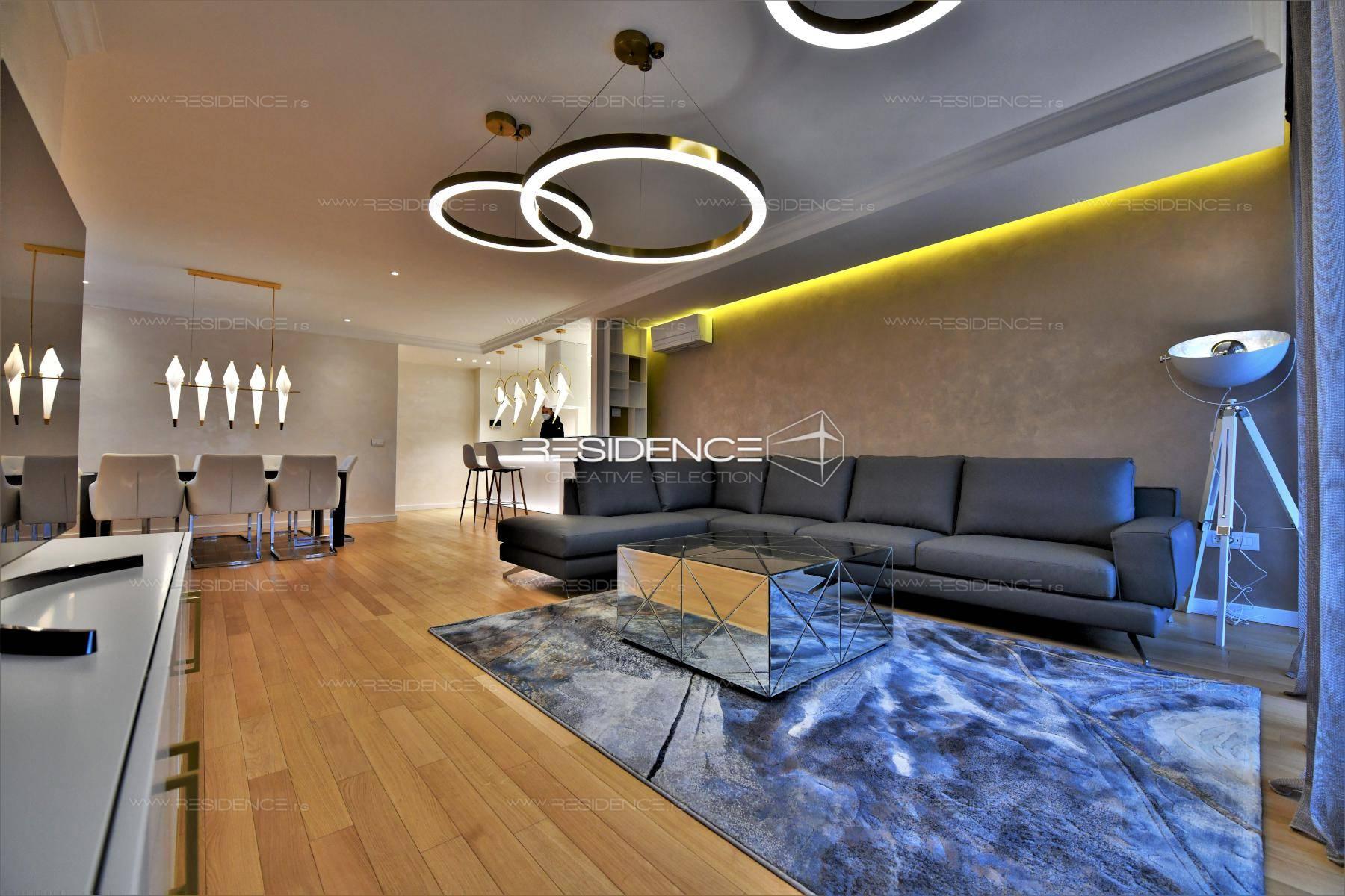 Lavish, three bedroom home with excellent view | Residence